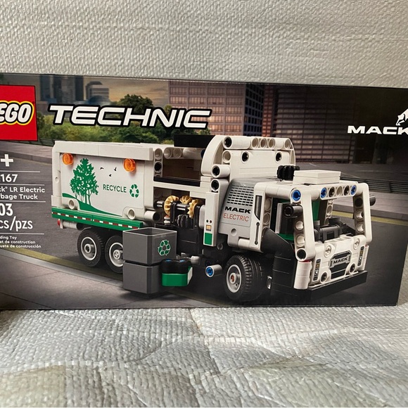 Lego | Toys | Lego Technic Mack Lr Garbage Truck Set Green And White ...